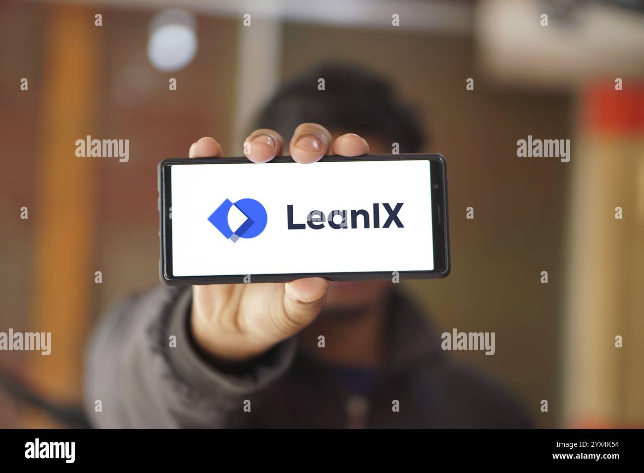 Leanix logo on smartphon Stock Photo - Alamy