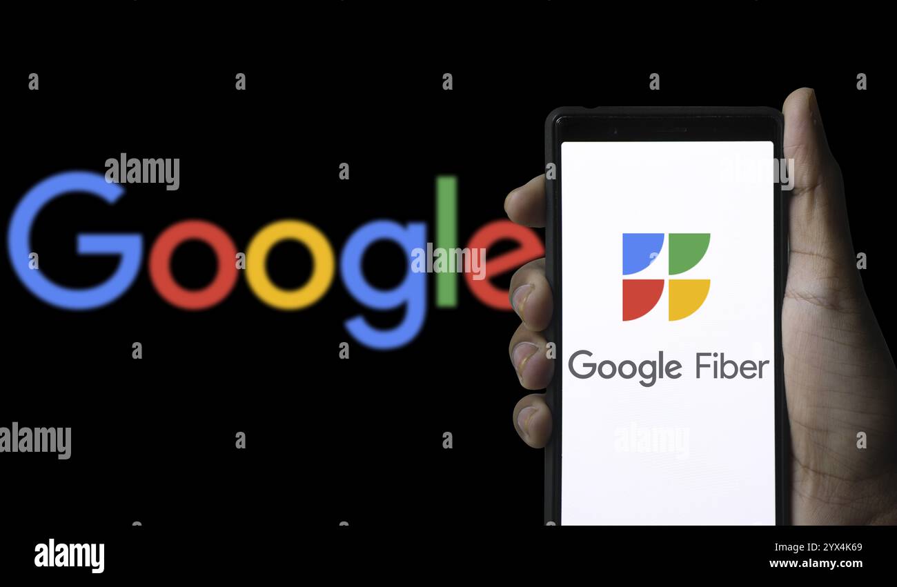 Google Fiber Logo on Smartphone Stock Photo - Alamy