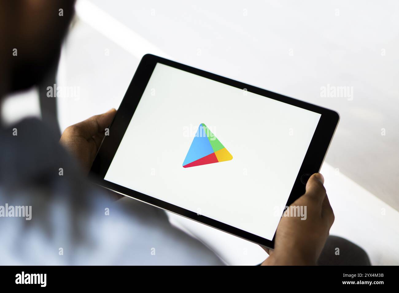 Google play store logo is displayed on smartphone, Dhaka, Bangladesh 05 September 2024 Stock ...