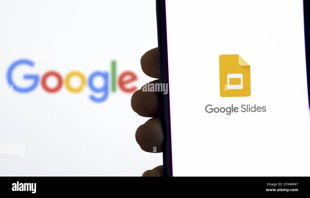 Google slides hi-res stock photography and images - Alamy