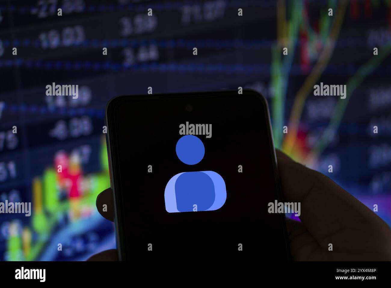 Google Contacts logo on phone screen Stock Photo - Alamy