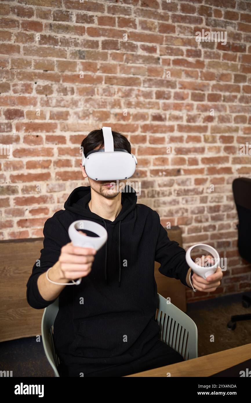 Virtual boundary hi-res stock photography and images - Alamy