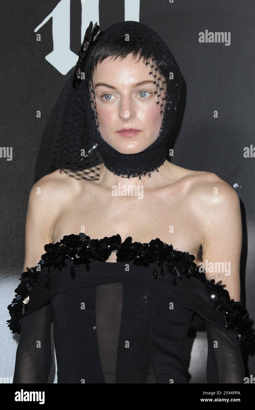 Nosferatu 2024 emma corrin hi-res stock photography and images - Alamy