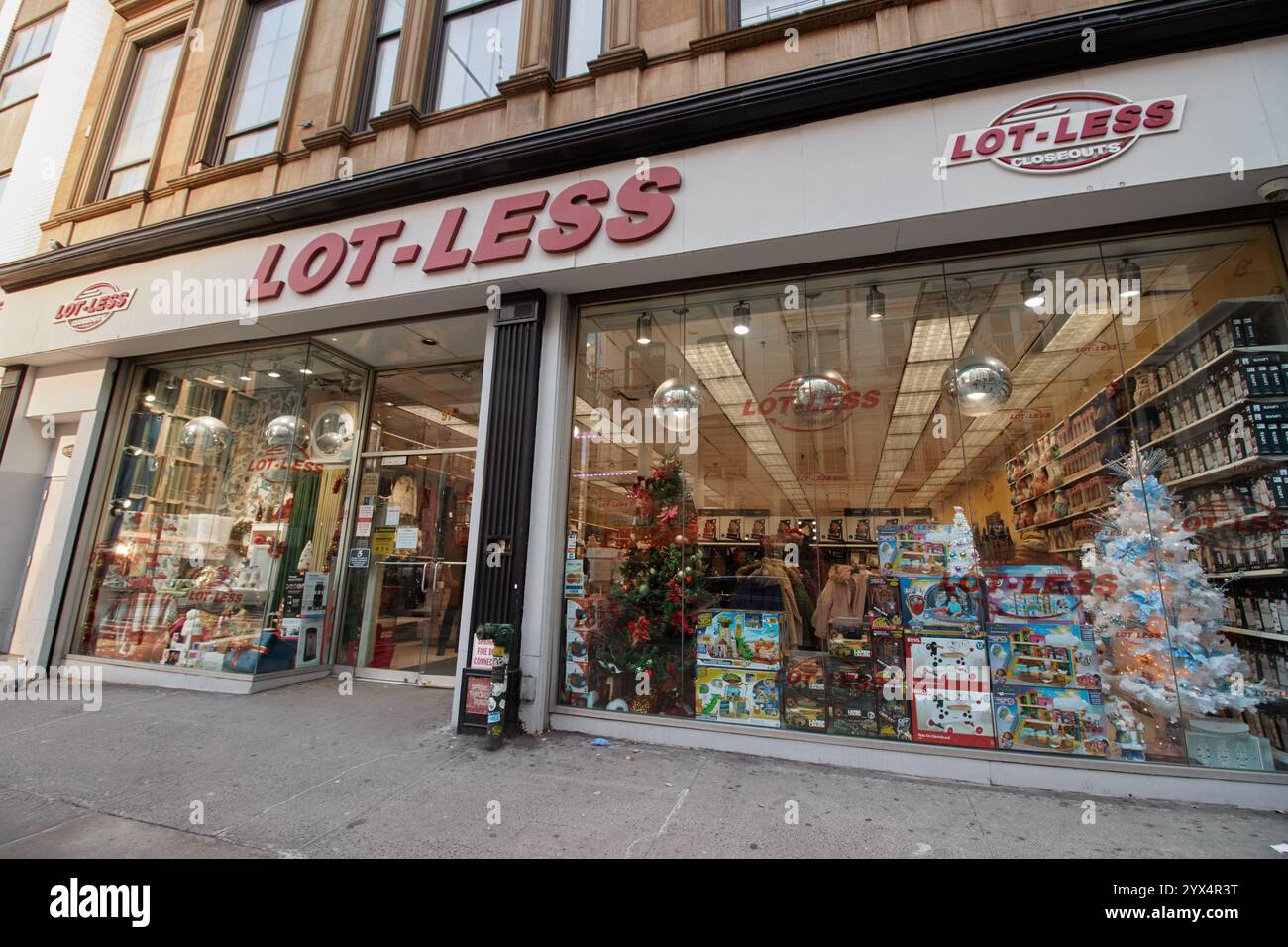 storefront of Lot-Less, a discount retail chain in lower Manhattan, new ...