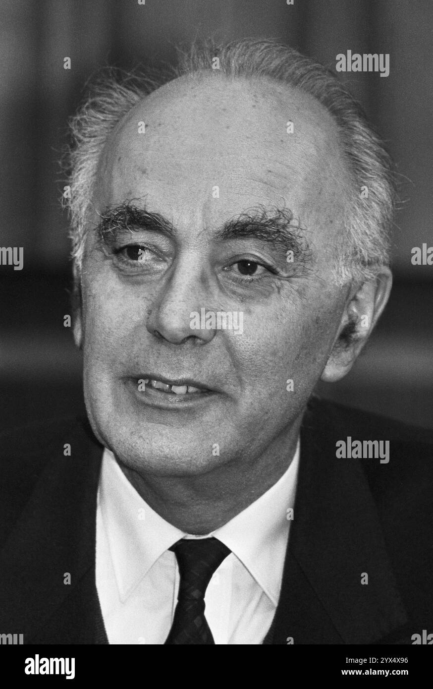 09 02 1994 hi-res stock photography and images - Alamy