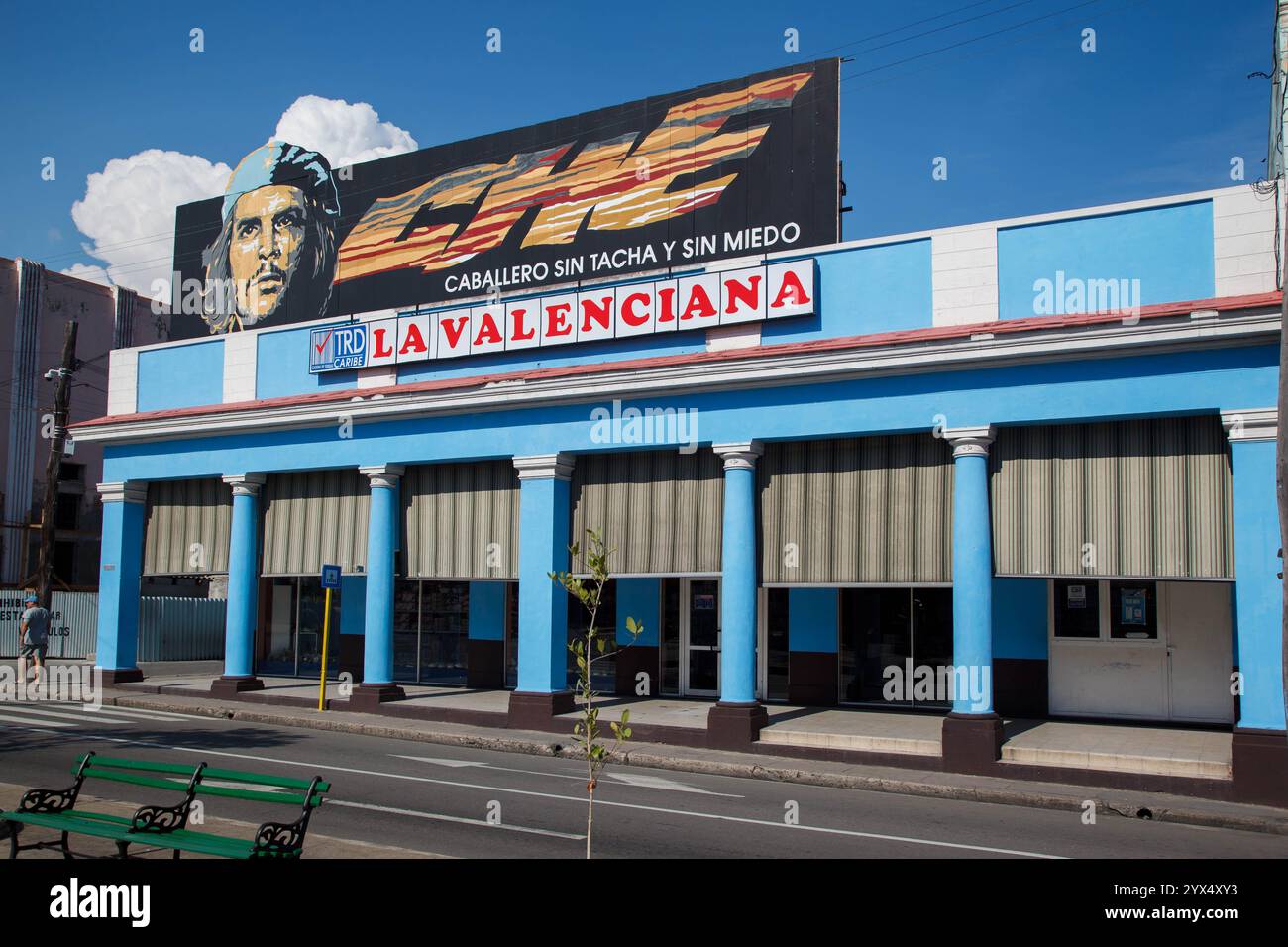 The La Valenciana historical building and political billboard of Che ...