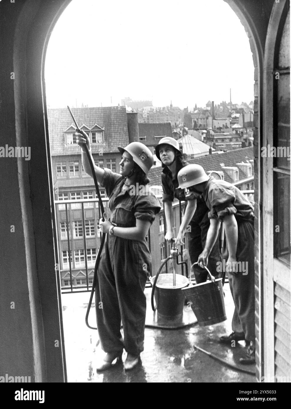 "Young women training at the fire engine at the Pressehaus in Hamburg ...