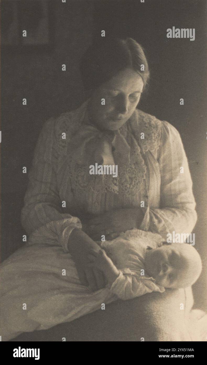 Portrait of Mrs. Frederick H. Evans and her son Evan Evans, 1905 Stock ...
