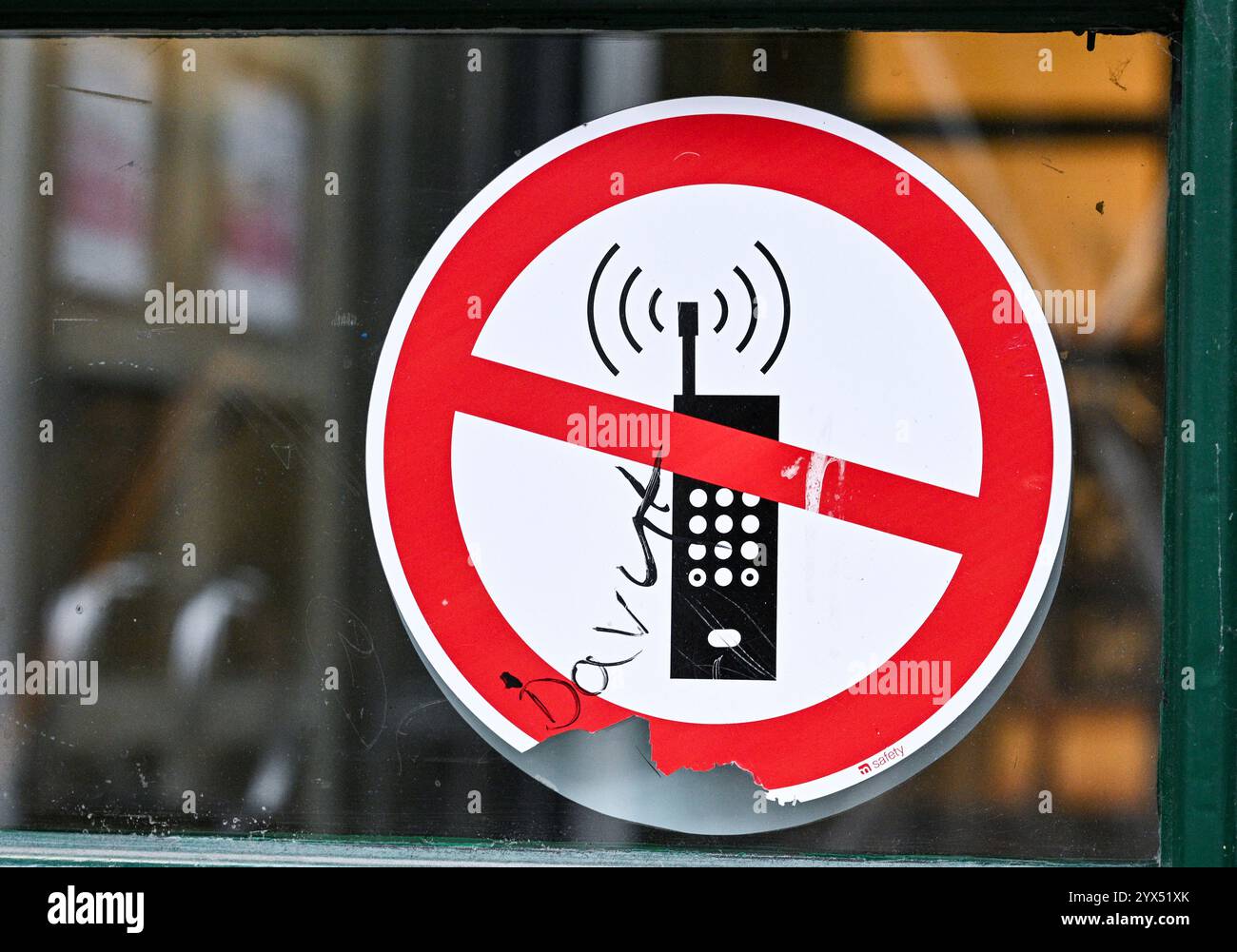 Ban cell hi-res stock photography and images - Alamy