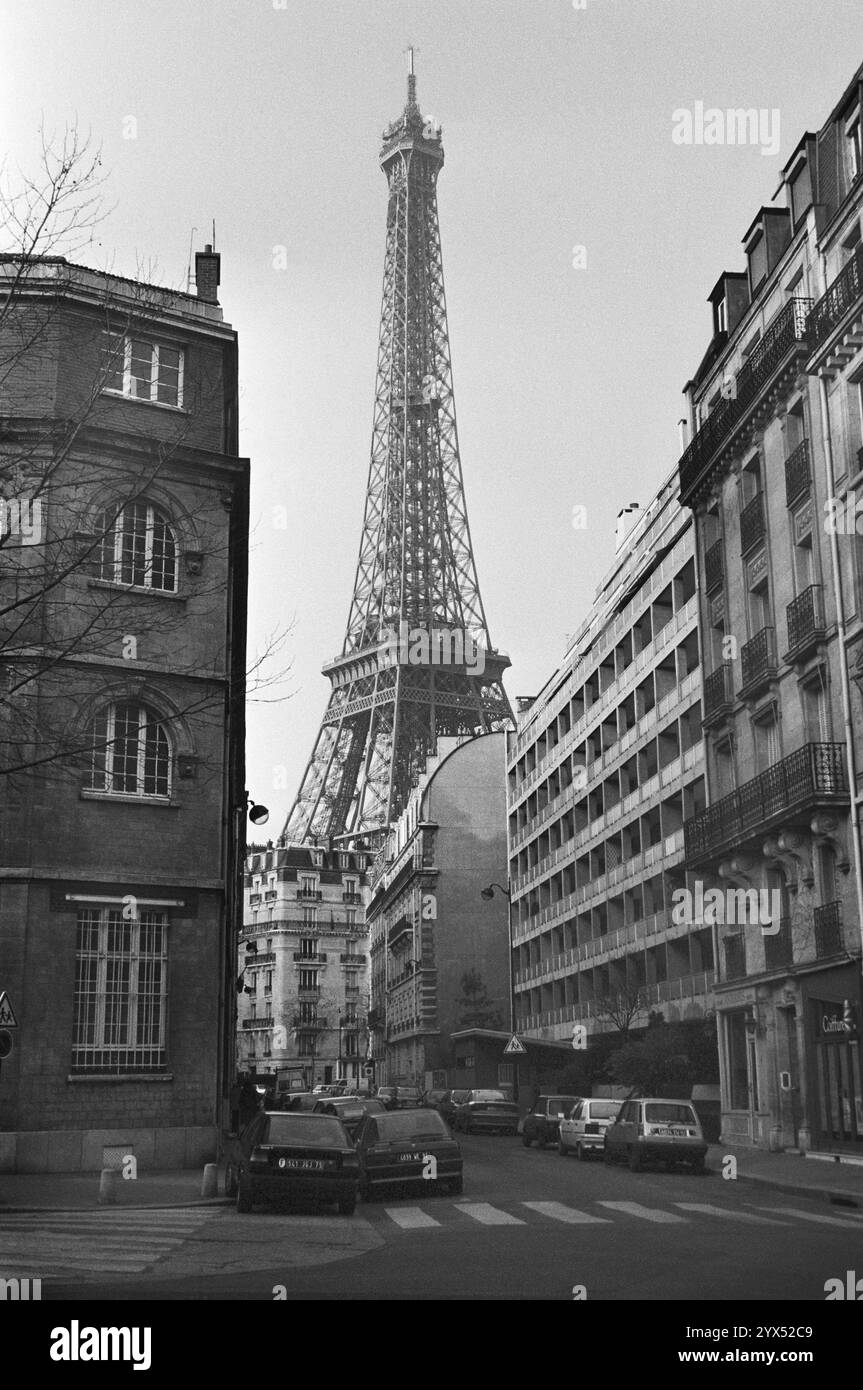 France, Paris, , 28.11.1993 Archive: 44-38-05 For your archive Photo ...