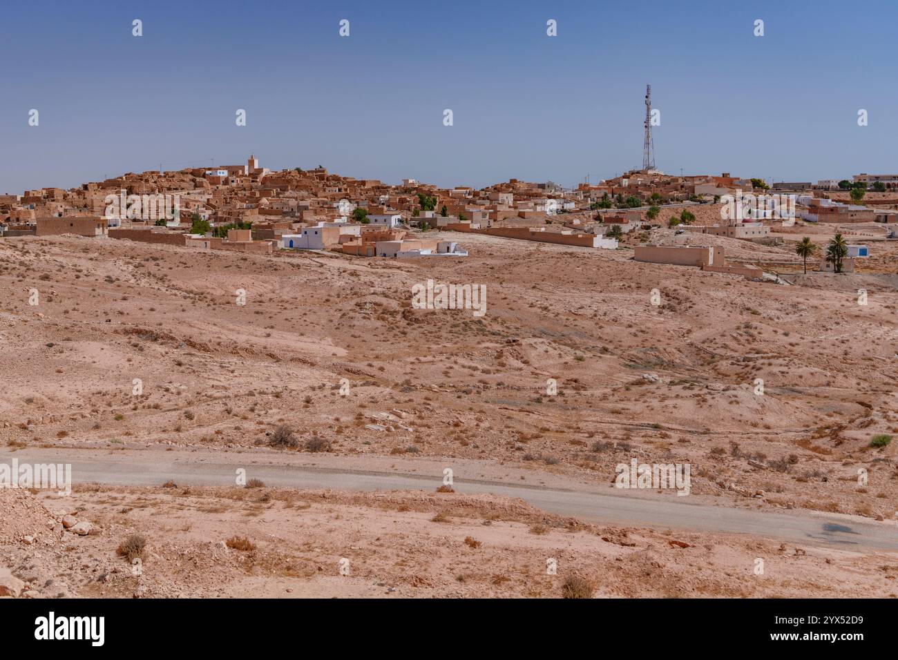 A small Arab town located in a stone desert Stock Photo - Alamy