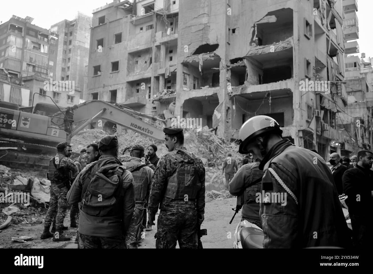 Beirut, Beirut, Lebanon. 13th Dec, 2024. Lebanese soldiers secure the ...