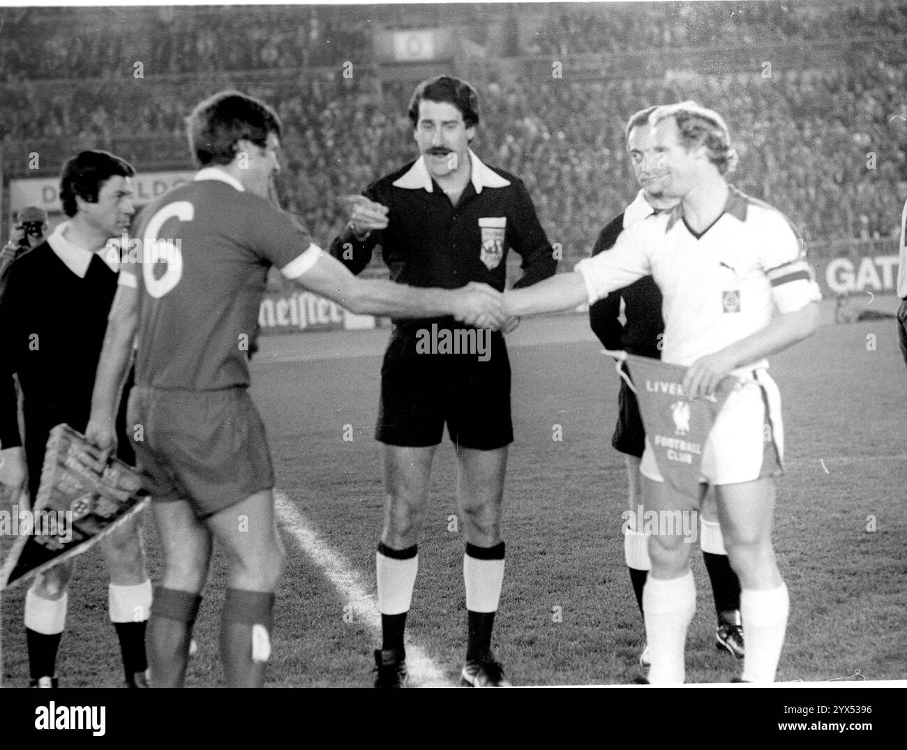 Sport champions league Black and White Stock Photos & Images - Alamy