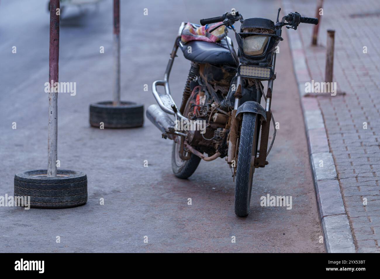 Broken moped hi-res stock photography and images - Alamy