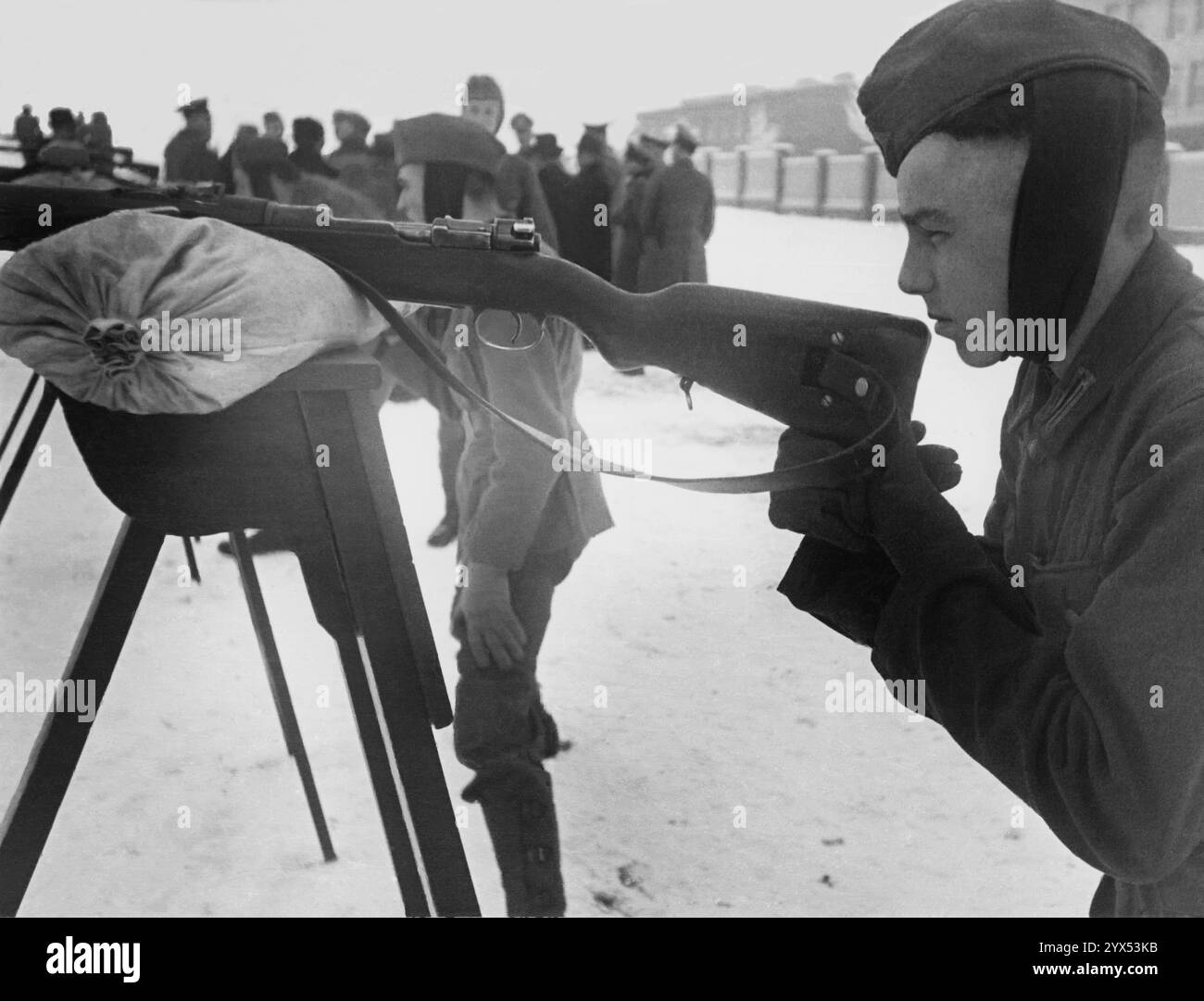 Weapons training hitler youth hi-res stock photography and images - Alamy