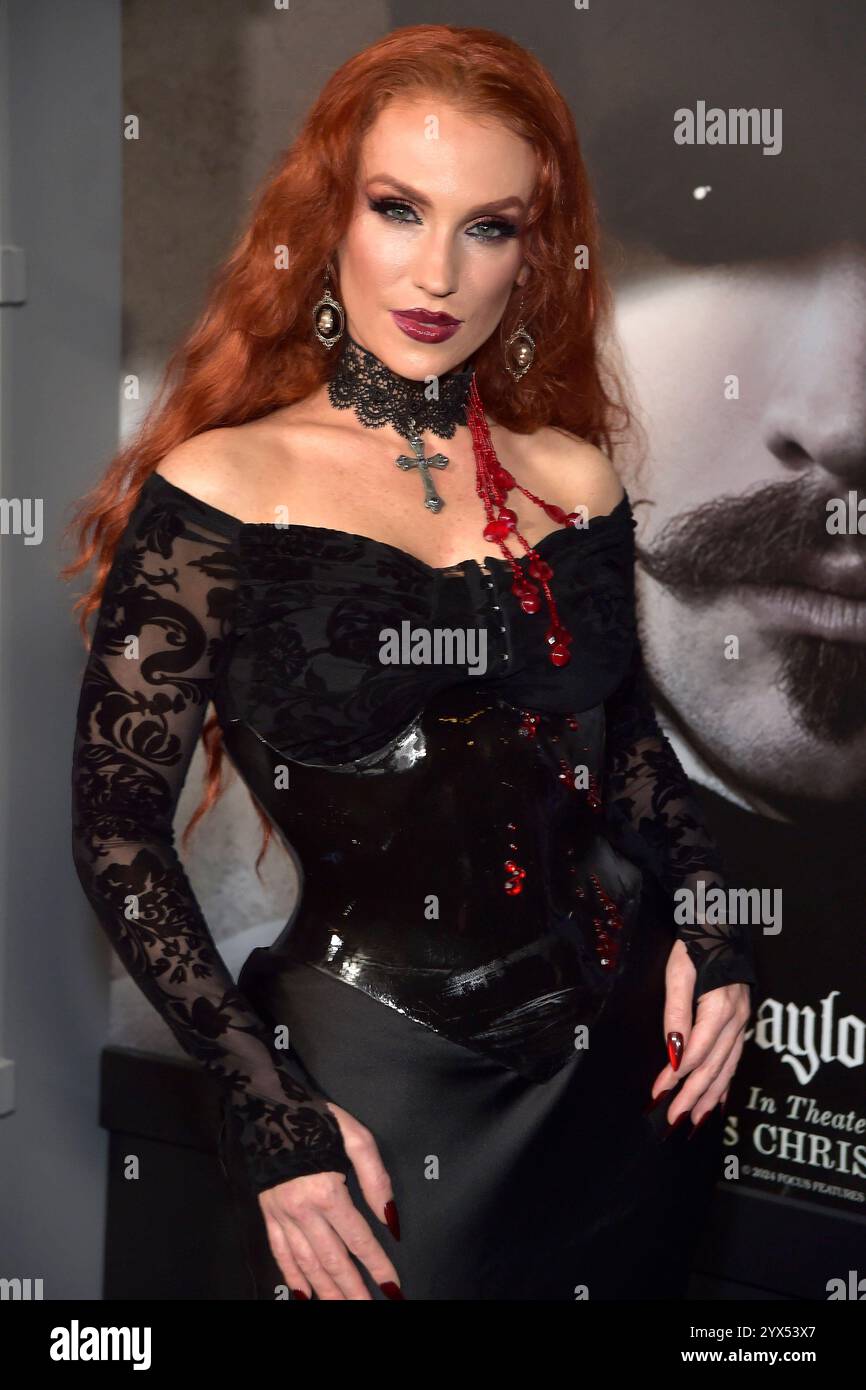 Grace McClung bei der Premiere des Kinofilms Nosferatu - Der Untote im ...