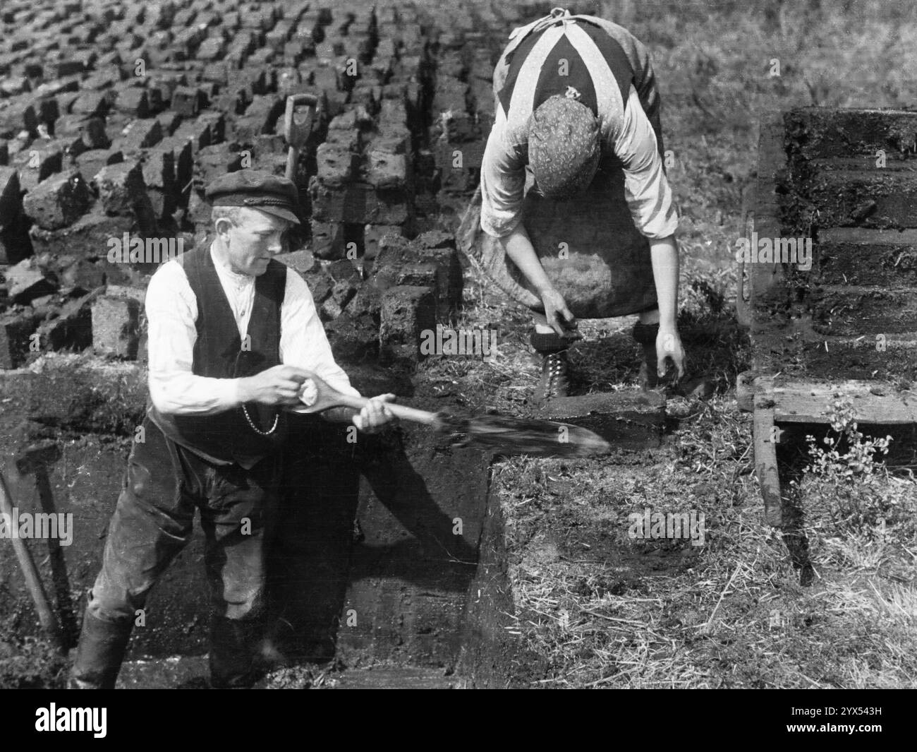 Peat cutting historical hi-res stock photography and images - Alamy