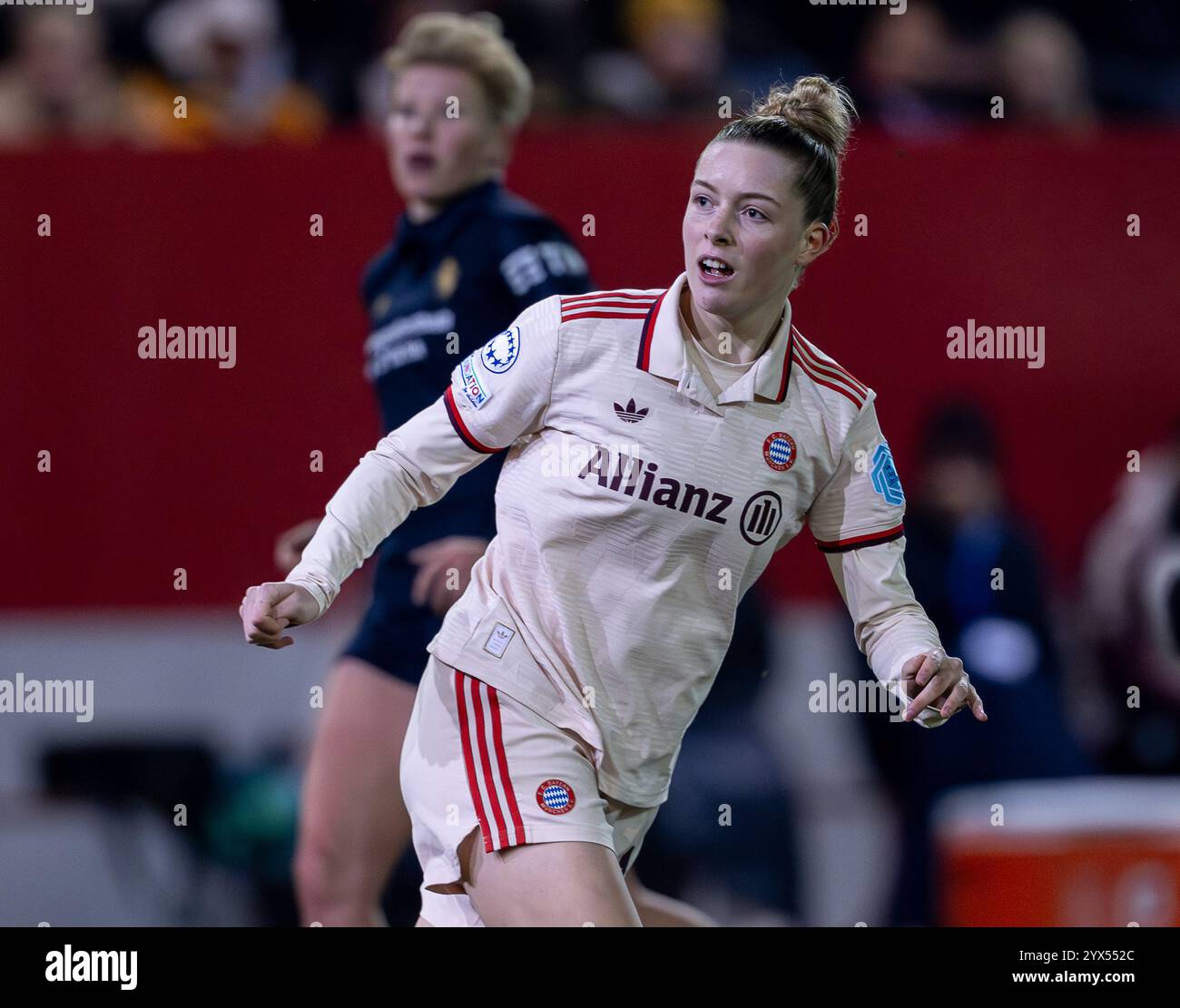 Alara Sehitler (FC Bayern Muenchen Frauen, #14). GER, FC Bayern ...
