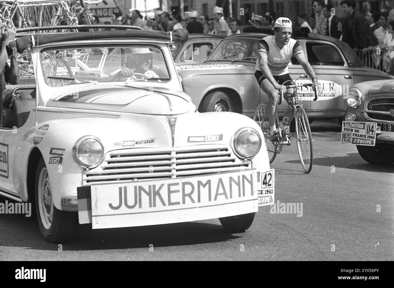 Tour de France 1961. individual time trial in Versailles. Hennes ...