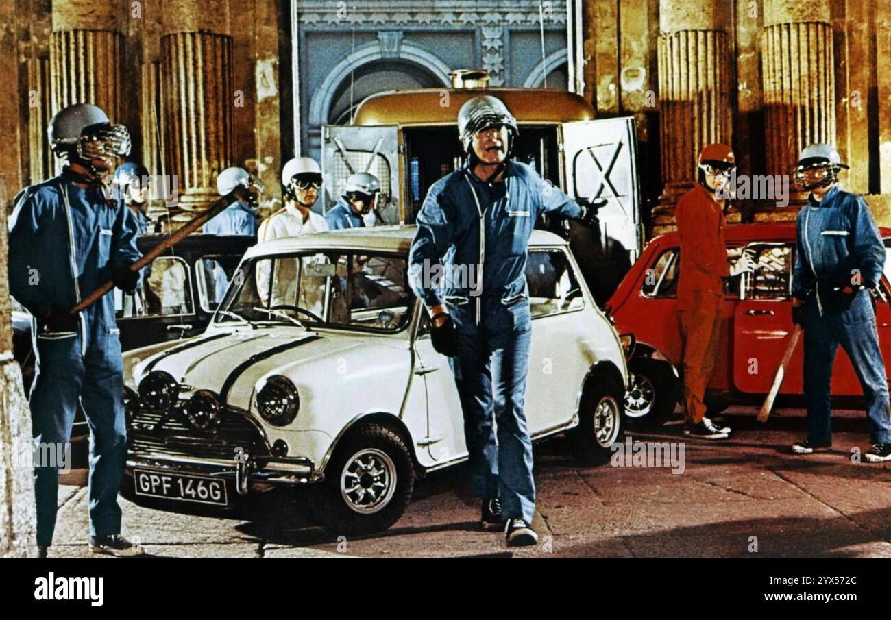 THE ITALIAN JOB 1969 Paramount Pictures film with Michael Caine (centre ...