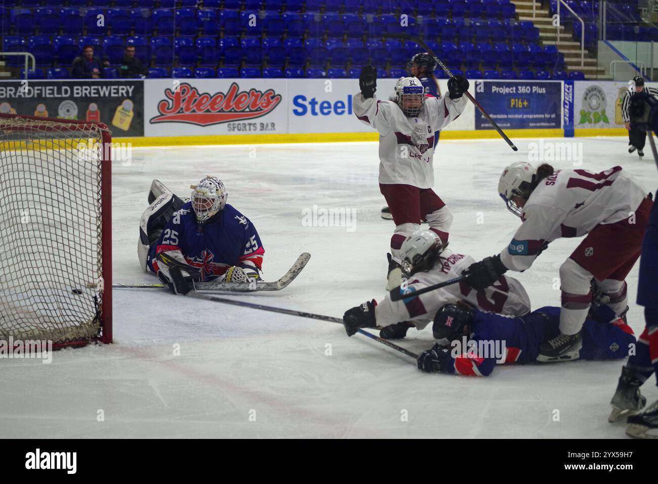 Krista nikole yip chuck hi-res stock photography and images - Alamy