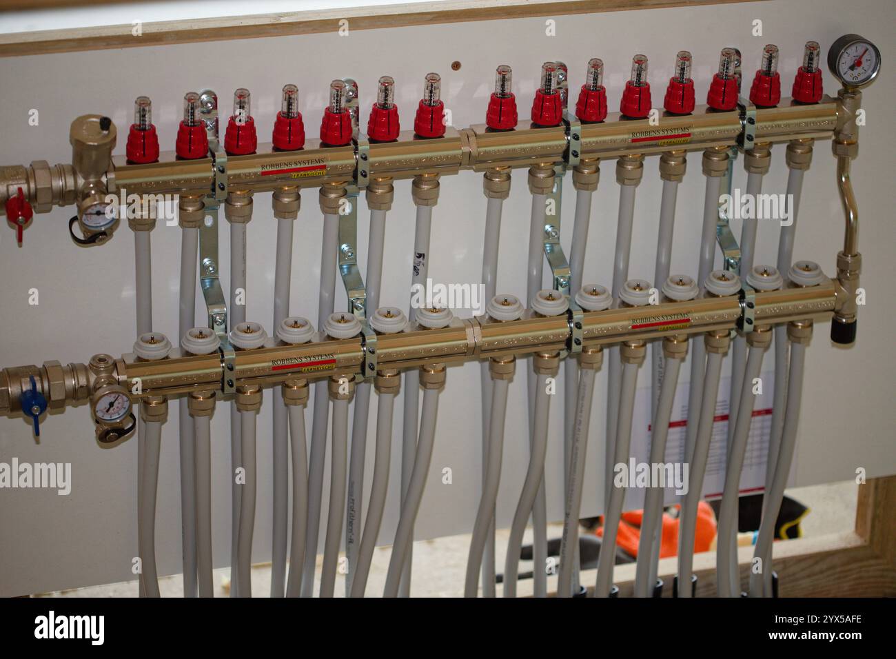 Pipework installation hi-res stock photography and images - Alamy