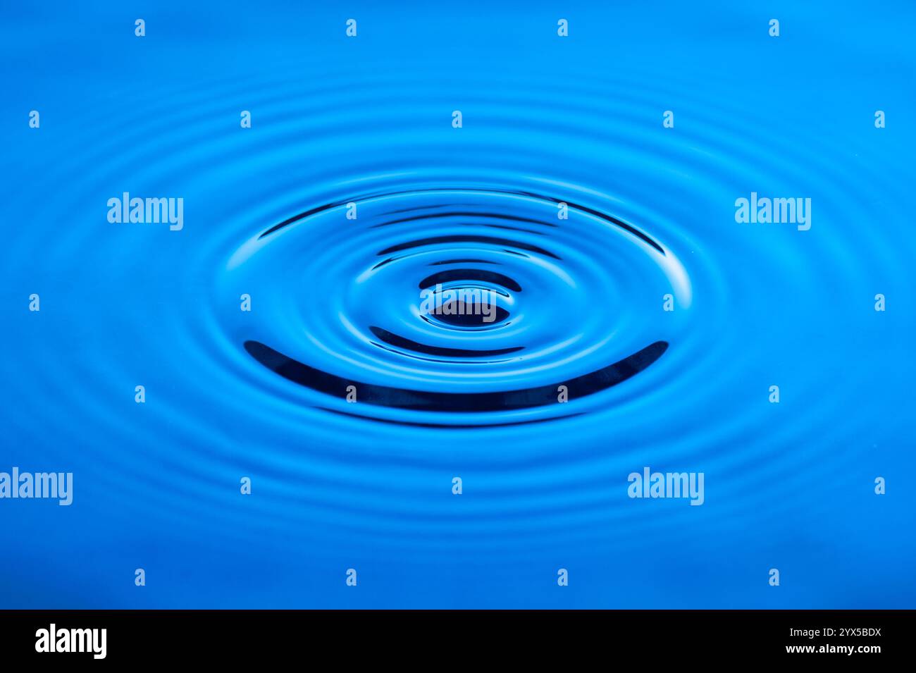 Blue water drop waves hi-res stock photography and images - Alamy