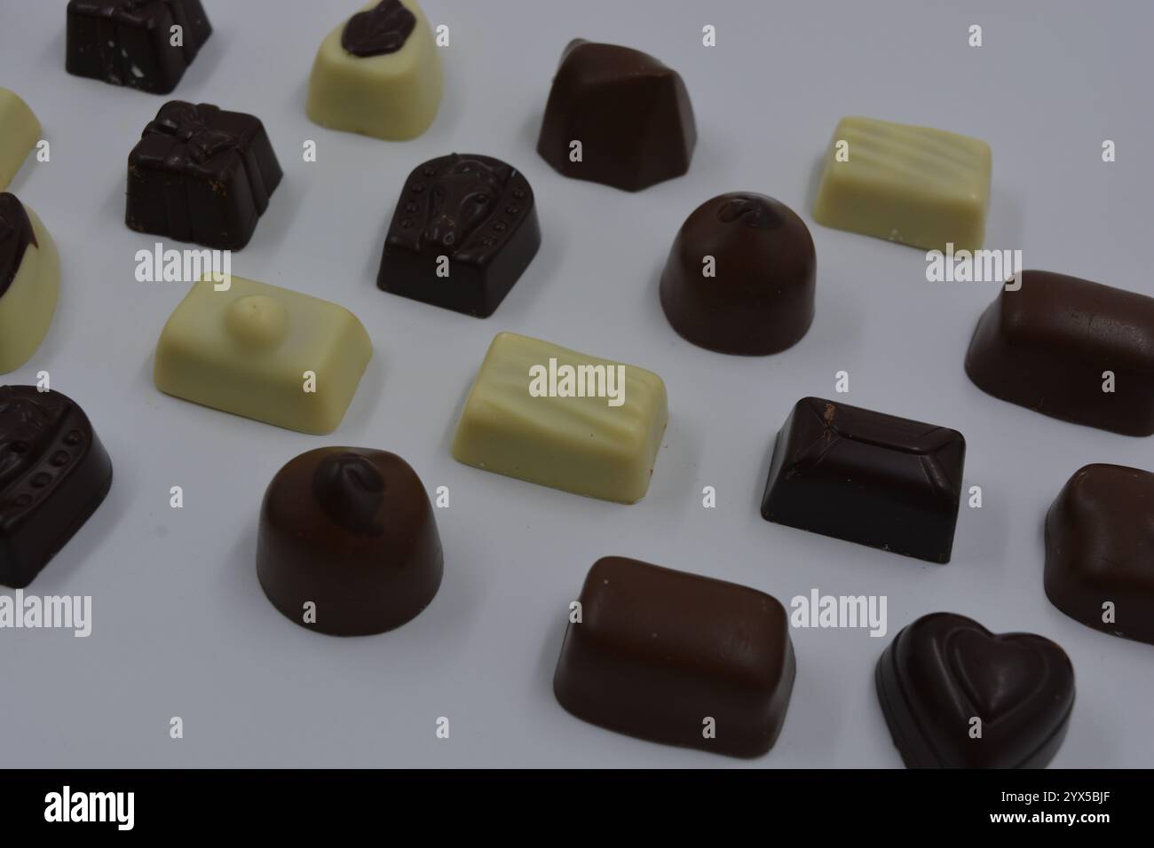 Beautiful, unusual and delicious sweets, chocolates. Belgian sweets ...