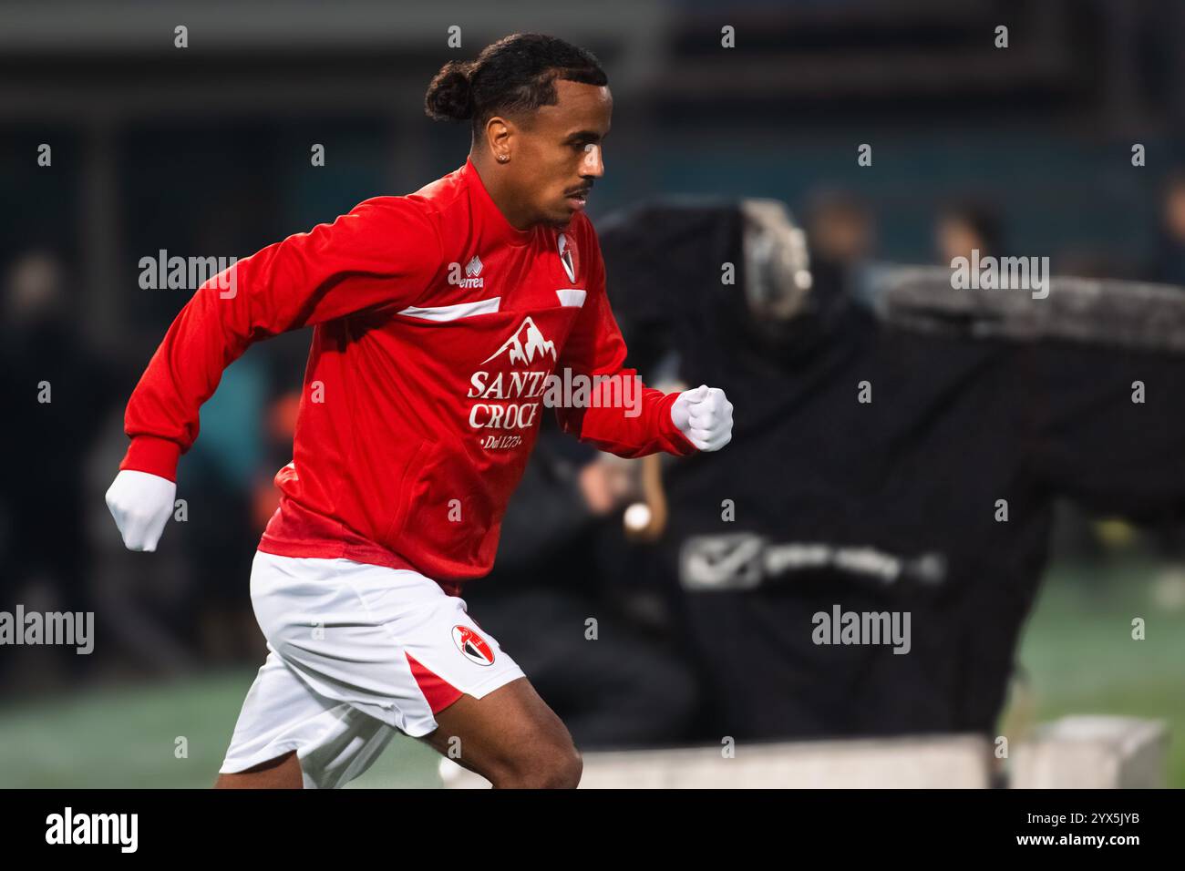 Pisa, Italy. 13th Dec, 2024. Mehdi Dorval of SSC Bari during the ...