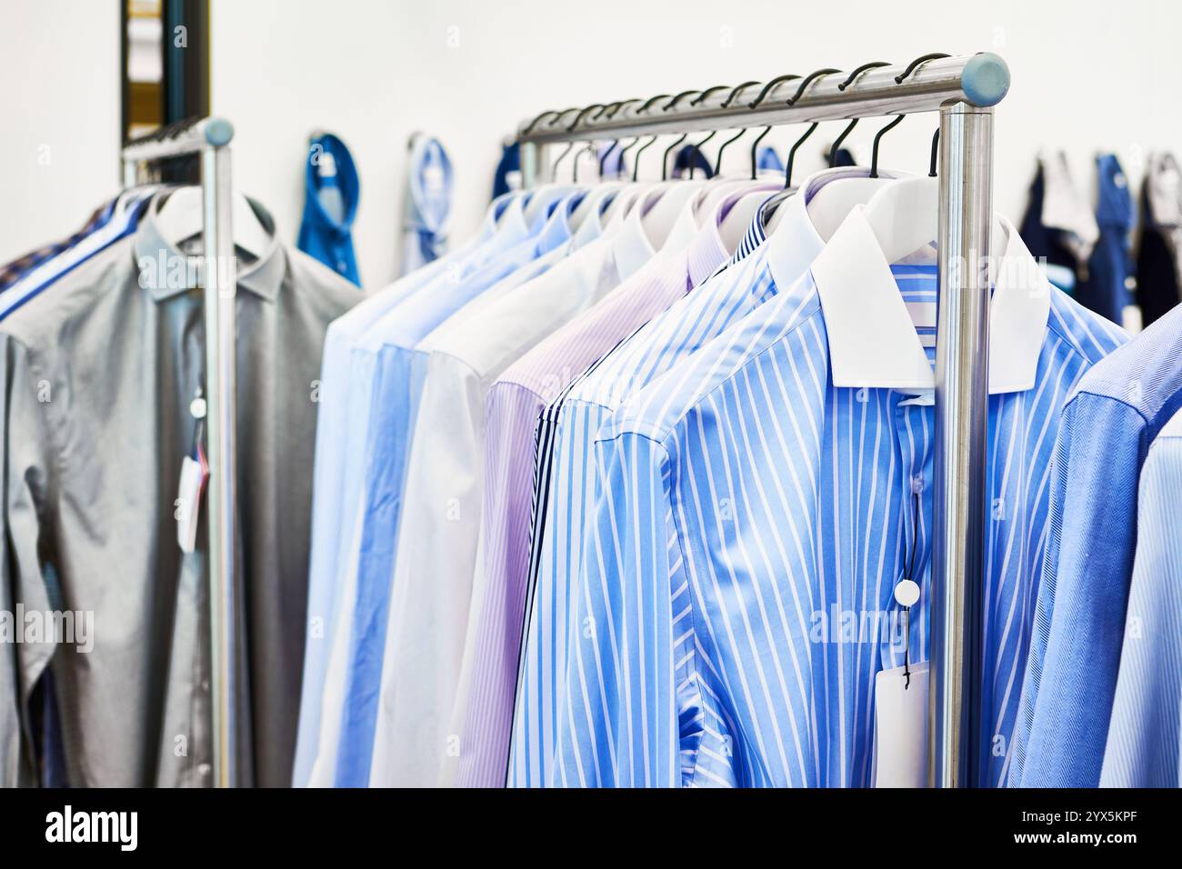 Clothing store shirts hi-res stock photography and images - Alamy
