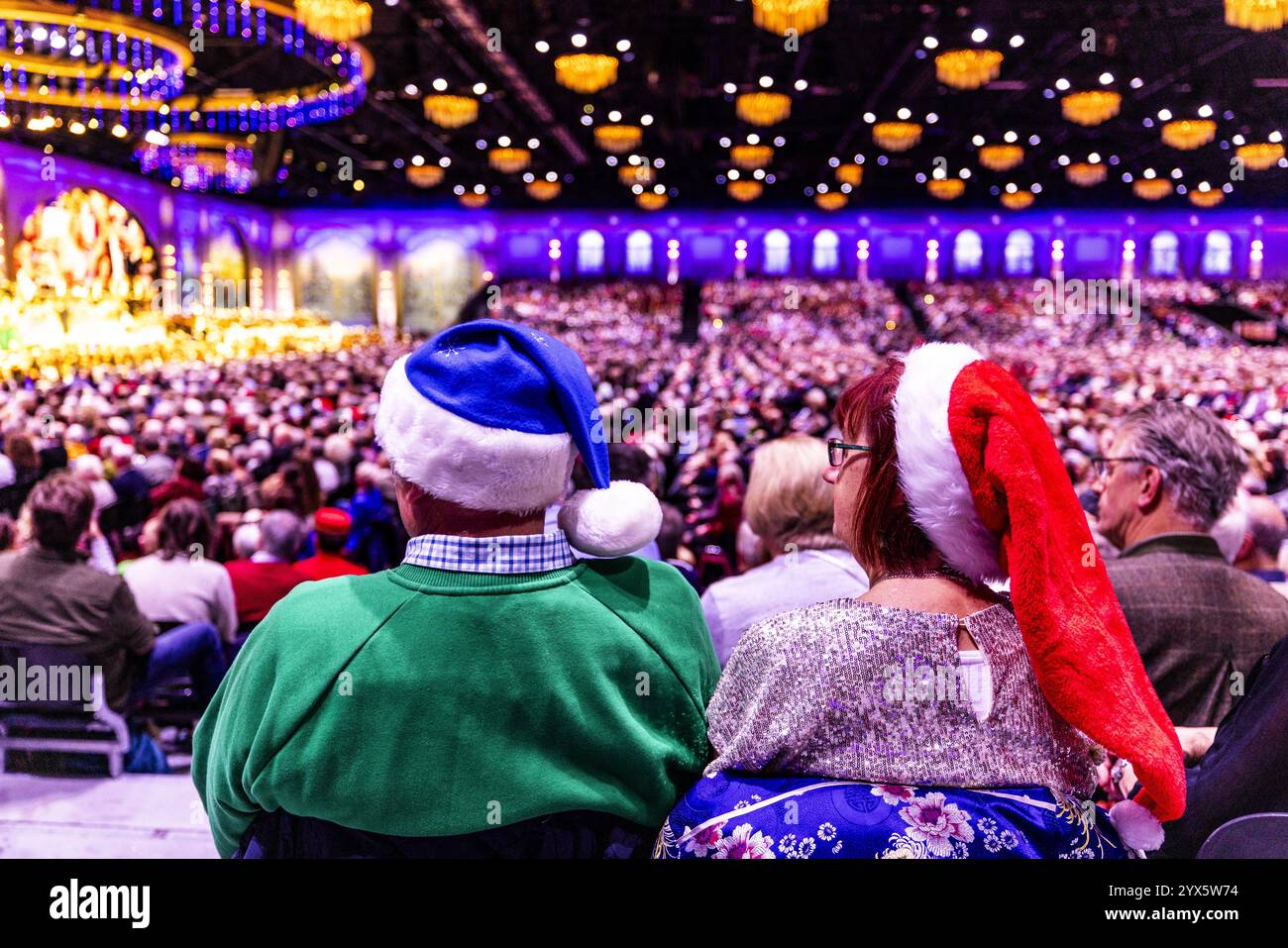 MAASTRICHT - Fans with Andre Rieu during the first of his six Christmas ...