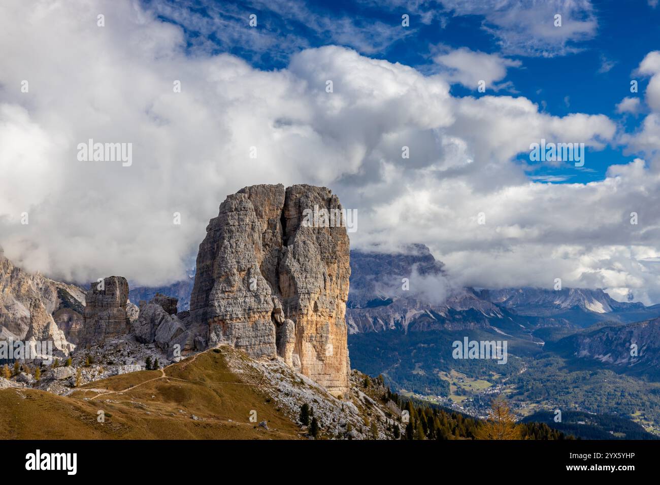 Cinque Torri famous prominent peaks in the Dolomiti Alps. Beautiful ...