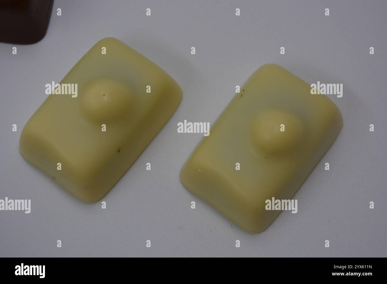 Beautiful, unusual and delicious sweets, chocolates. Belgian sweets ...