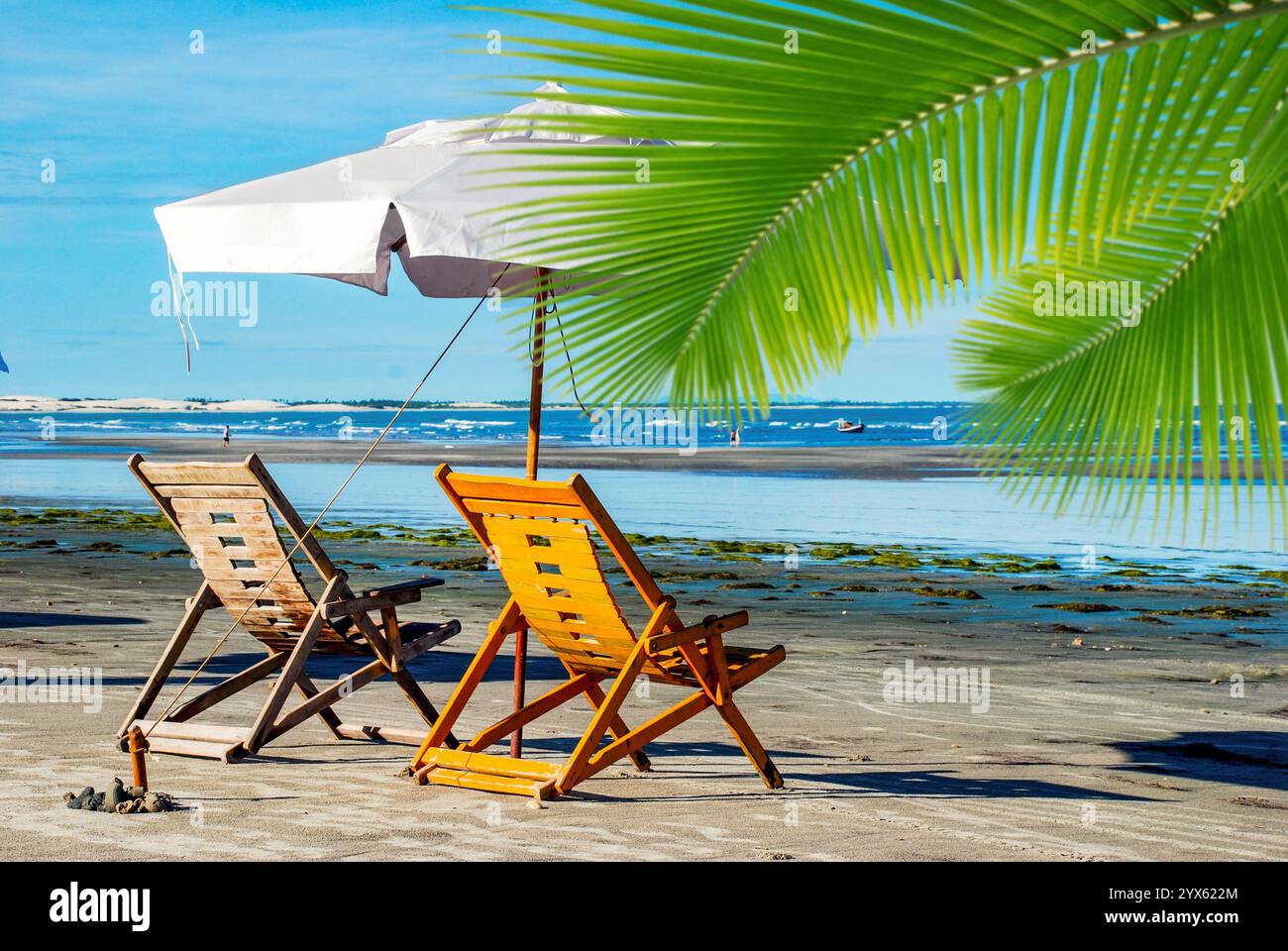 Jericoacoara is a virgin beach hidden behind the dunes of the west ...