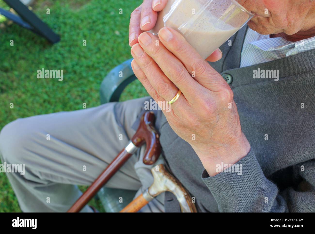 Man drinking protein shake hi-res stock photography and images - Alamy