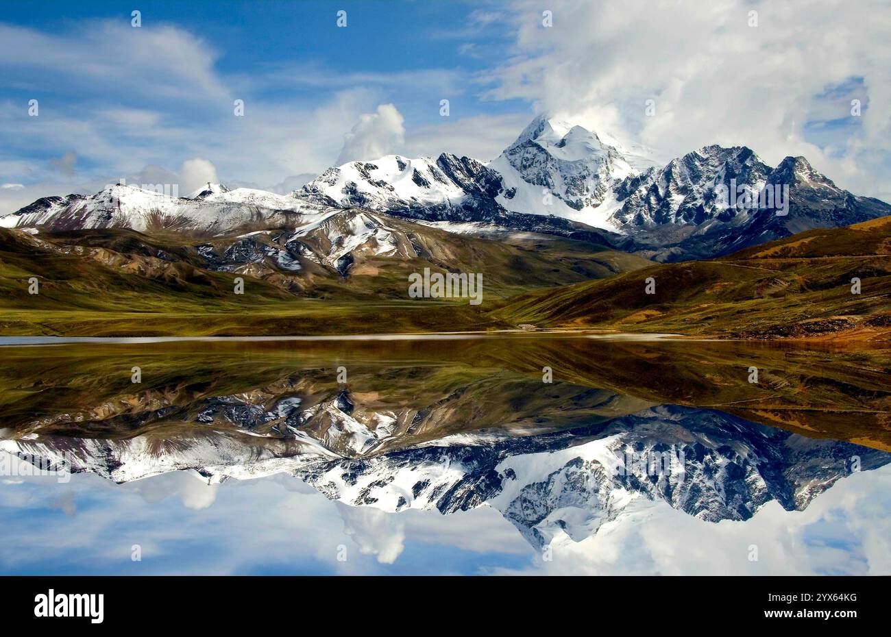 Impressive mountain peak stands hi-res stock photography and images - Alamy