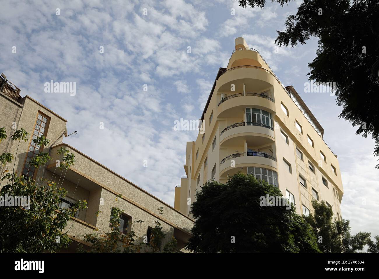 Apartments in the Marshan neighbourhood of Tangier Stock Photo - Alamy