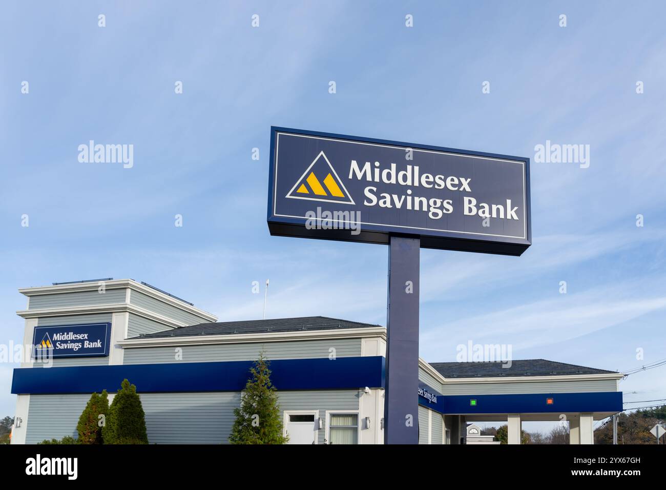 A Middlesex Savings Bank in Massachusetts, USA Stock Photo - Alamy
