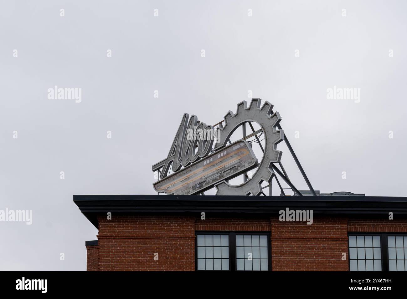 Former American Locomotive Company (ALCO) Automobile buildings at 555 ...