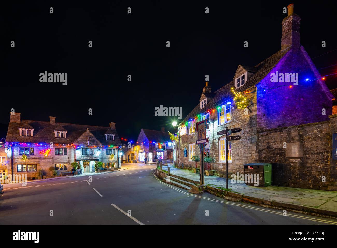 Corfe castle christmas 2024 hi-res stock photography and images - Alamy