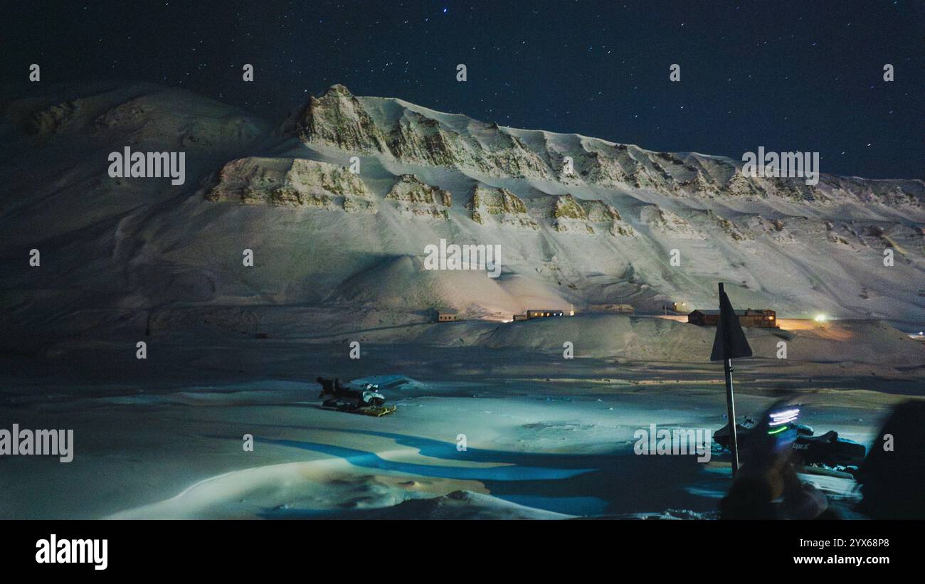 Snowy valley in the starry polar night in Longyearbyen, Svalbard Stock ...