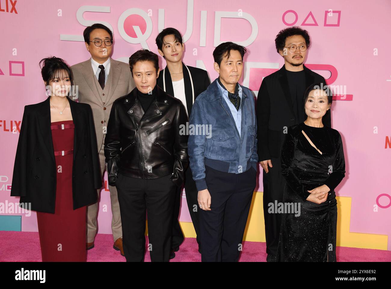 LOS ANGELES, CALIFORNIA - DECEMBER 12: (L-R) Jo Yu-ri, Lee Byung-hun ...