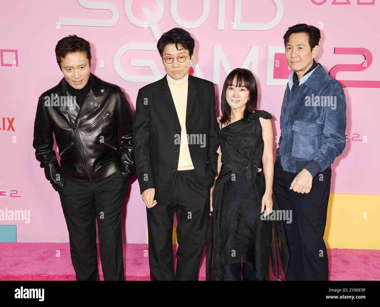 LOS ANGELES, CALIFORNIA - DECEMBER 12: (L-R) Lee Byung-hun, Hwang Dong ...