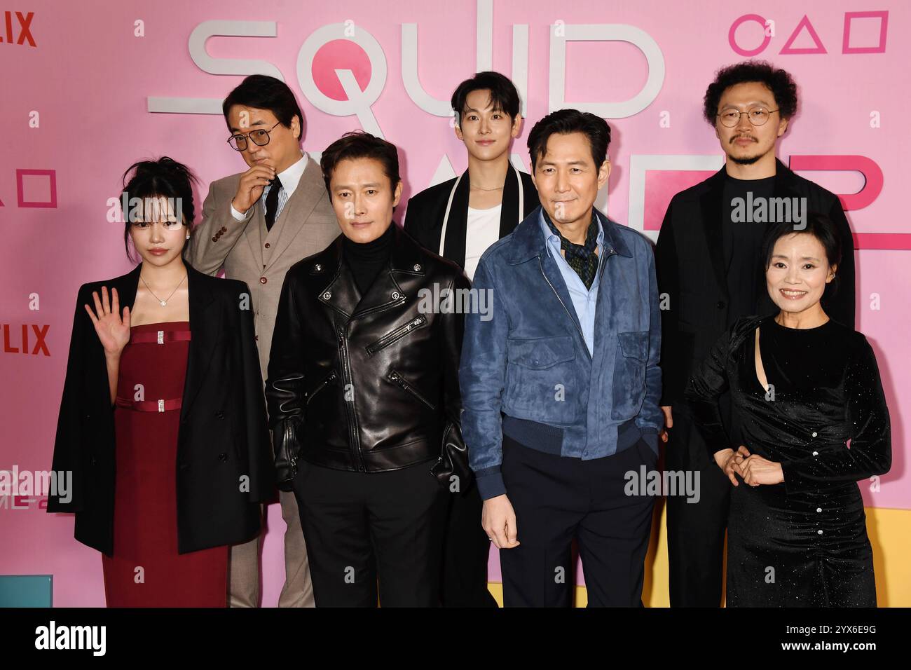 LOS ANGELES, CALIFORNIA - DECEMBER 12: (L-R) Jo Yu-ri, Lee Byung-hun ...