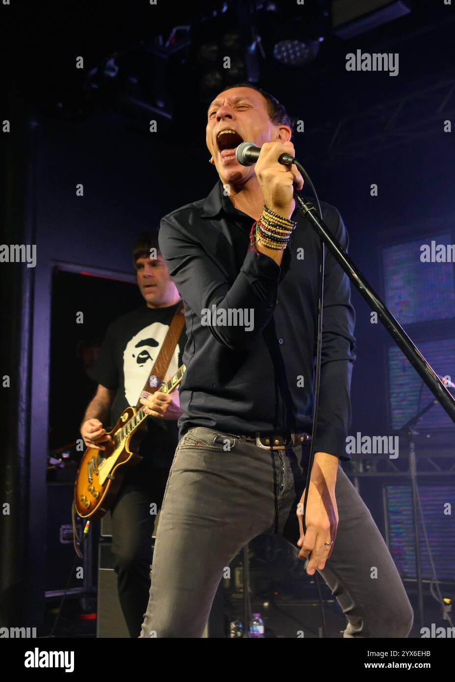 Lead singer rick witter band shed seven hi-res stock photography and ...