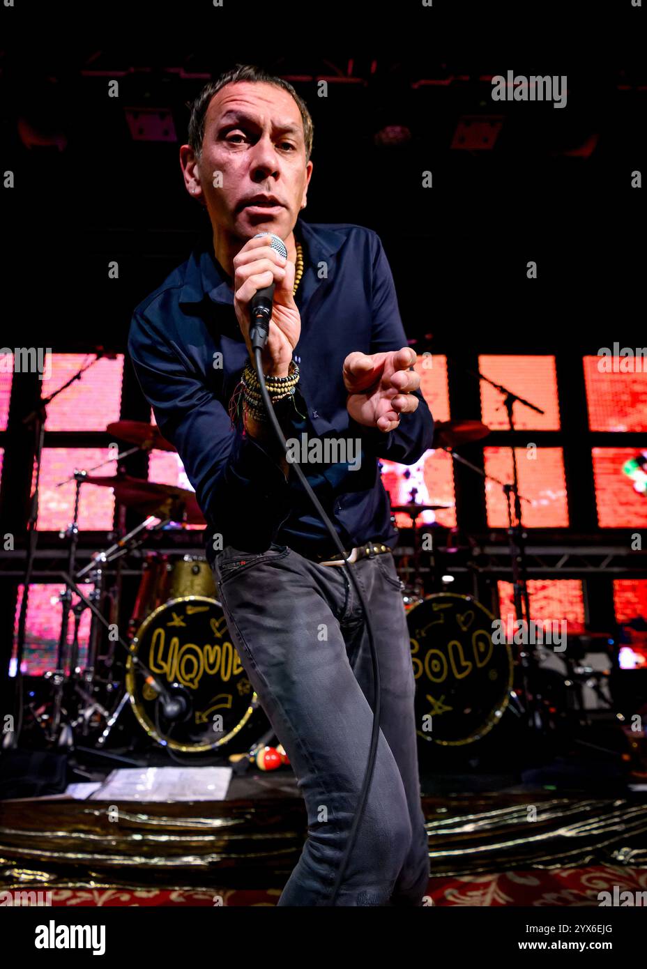 Lead singer rick witter band shed seven hi-res stock photography and ...