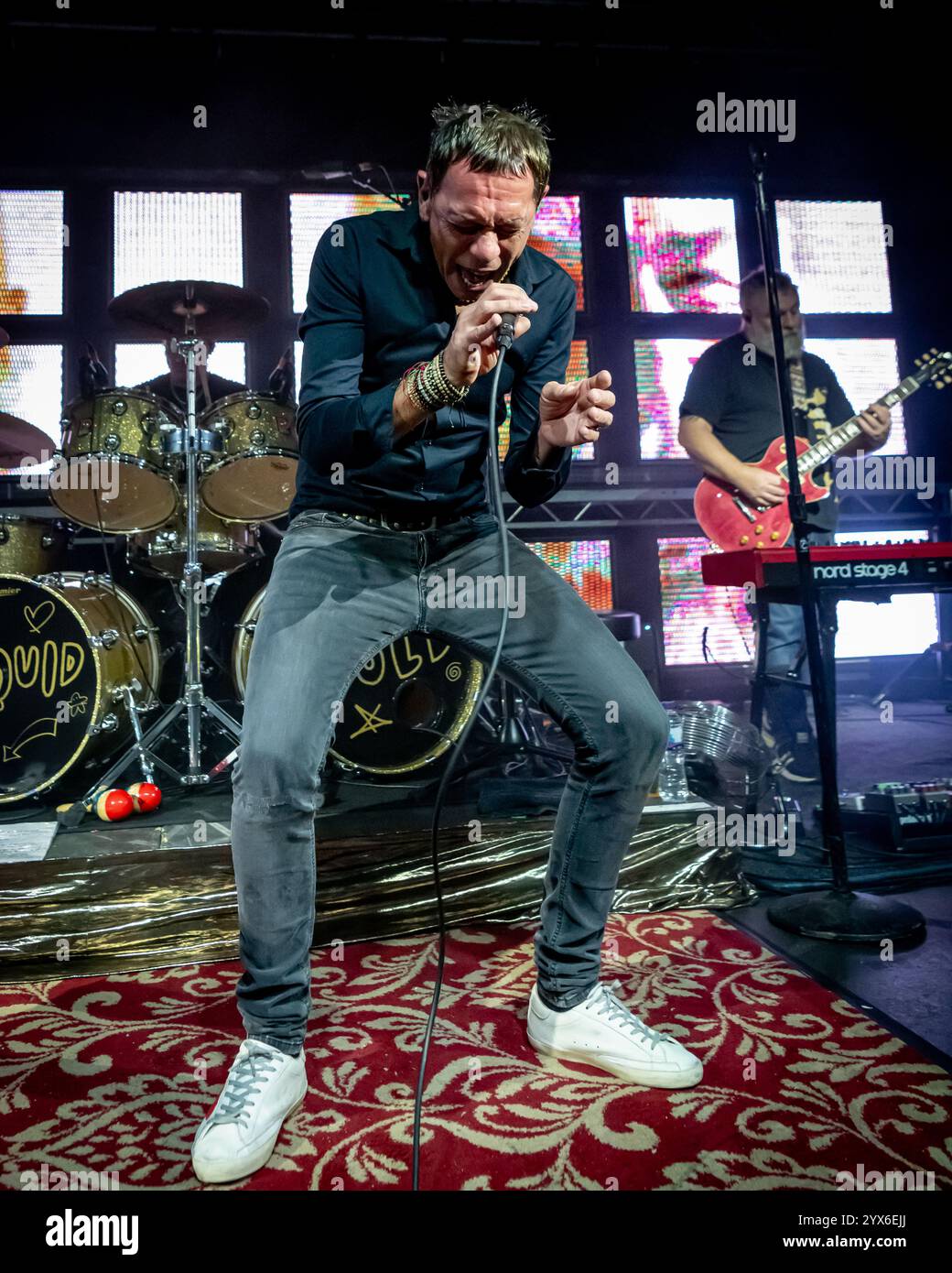 Lead singer rick witter band shed seven hi-res stock photography and ...