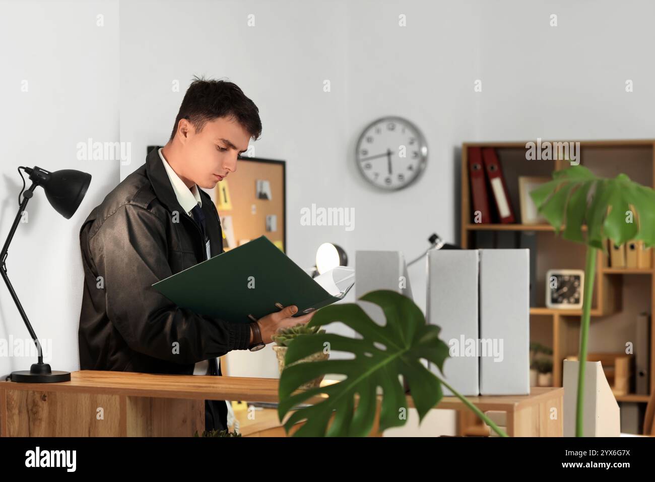 Forensic evidence folder hi-res stock photography and images - Alamy