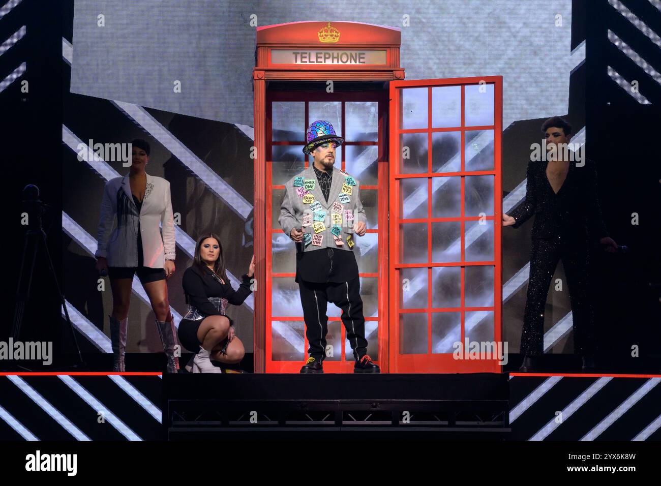 Music icons Boy George and Culture Club perform Glasgow's premier venue ...