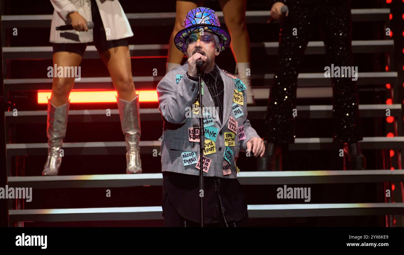 Music icons Boy George and Culture Club perform Glasgow's premier venue ...